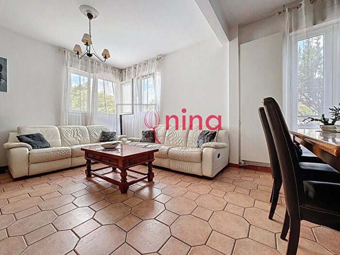 Maison à vendre - Créteil, Bas du Mont-Mesly - 8 pièces - 6 chambres