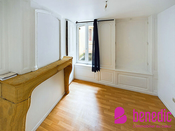 Appartement à louer - Metz, Ancienne ville - 2 pièces - 1 chambre