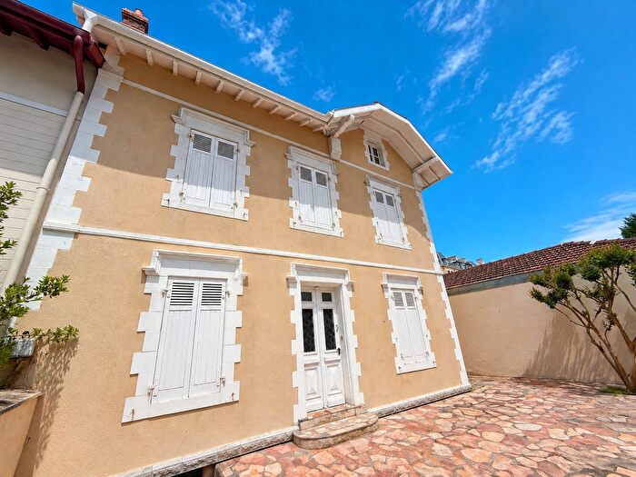 Maison à vendre - Biarritz, Saint-Martin, Lahouze, Verdun - 5 pièces - 4 chambres
