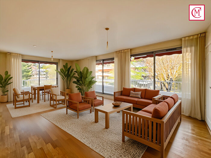 Appartement à vendre - Meylan, Haut Meylan, Charlaix - 5 pièces - 4 chambres