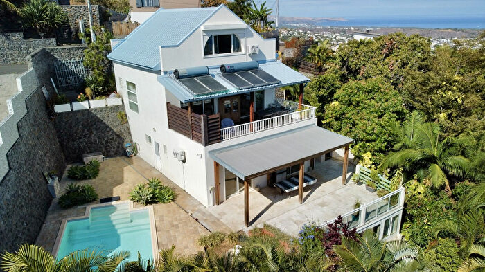 Maison à vendre - La Possession, Sainte-Thérèse - 7 pièces - 5 chambres