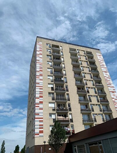 Appartement à louer - J Moulin, Villeneuve-la-Garenne - 3 pièces - 2 chambres