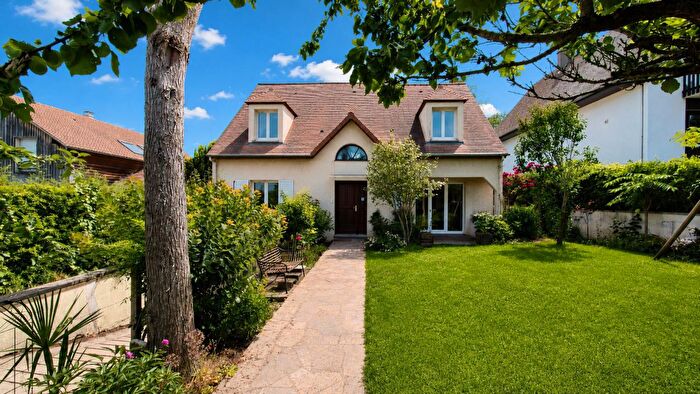 Maison 6 pièces à louer - Chambourcy