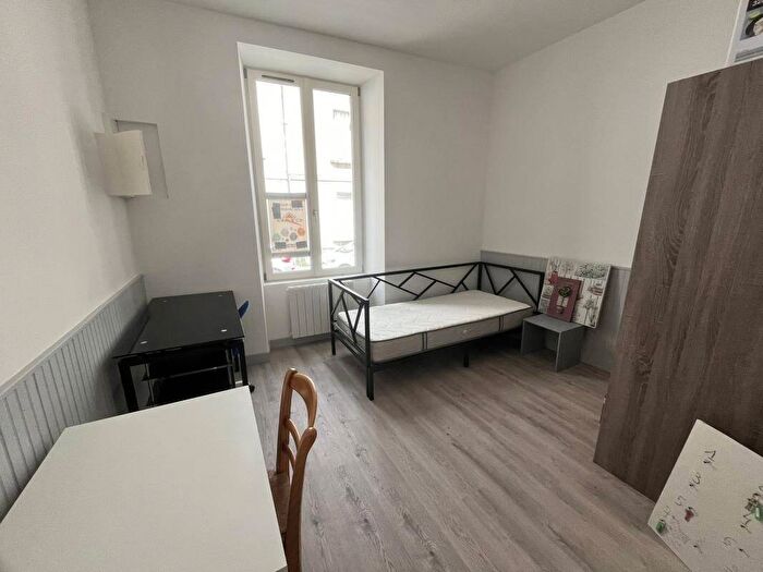 Centre, Angers : Appartement 1 pièce à louer