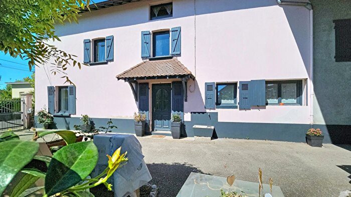 Les Abrets : Maison 7 pièces à vendre