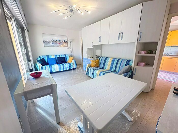 Appartement à vendre - Menton, Hôtel de Ville, Vieille Ville, Musée, Madone, Carnolès - 1 pièce