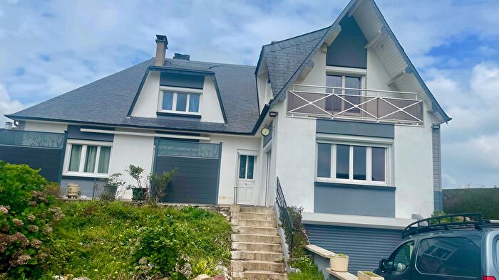 Maison à vendre - Morgny-la-Pommeraye - 6 pièces - 5 chambres