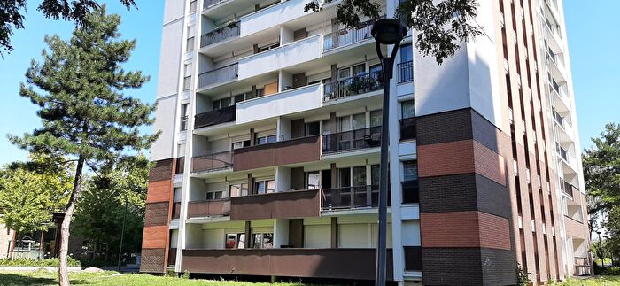 Appartement à vendre - Sevran - 4 pièces - 3 chambres