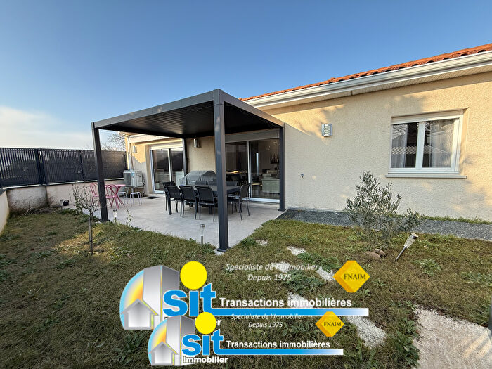 Maison à vendre - Reventin-Vaugris - 5 pièces - 3 chambres