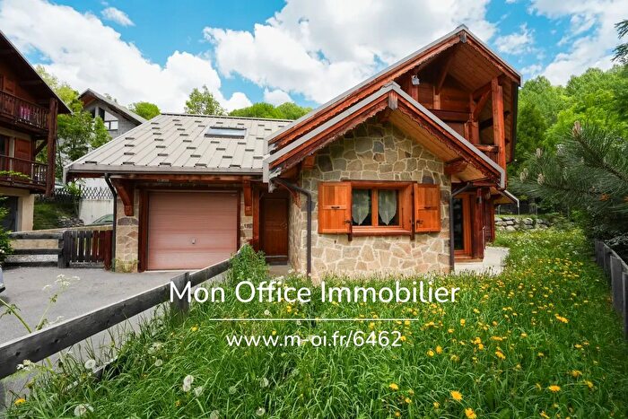 Maison 5 pièces à Saint-Chaffrey, à vendre