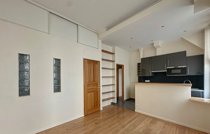 Appartement à louer - Levallois-Perret, Centre-ville - 2 pièces - 1 chambre