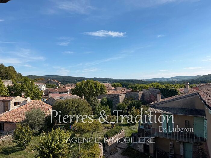 Maison 4 pièces à vendre à Céreste