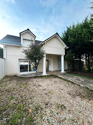 Maison 6 pièces à Les Pavillons-sous-Bois, Centre-ville, Basoche, à vendre