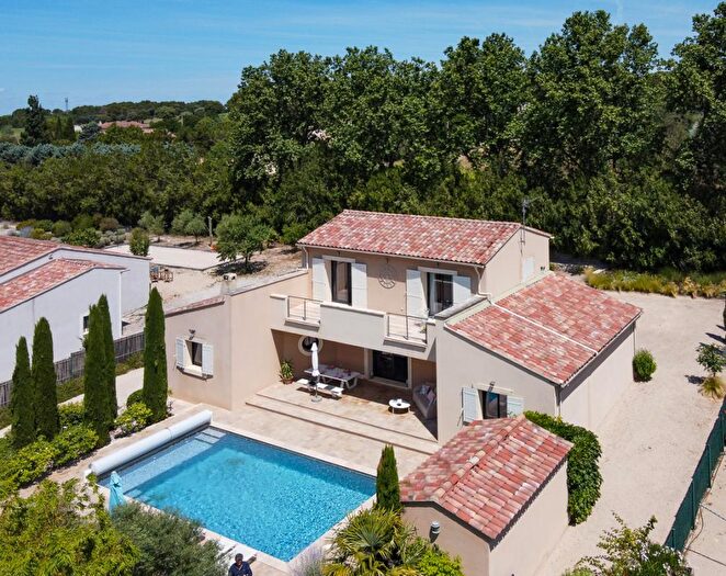 Maison 5 pièces à Saumane-de-Vaucluse, à vendre