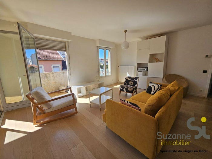 Berriat-Ampere, Grenoble - Appartement 4 pièces à louer