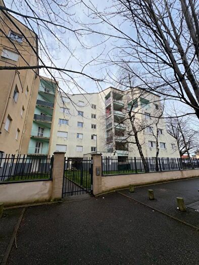 Appartement à louer - Romans-sur-Isère - 1 pièce - 1 chambre