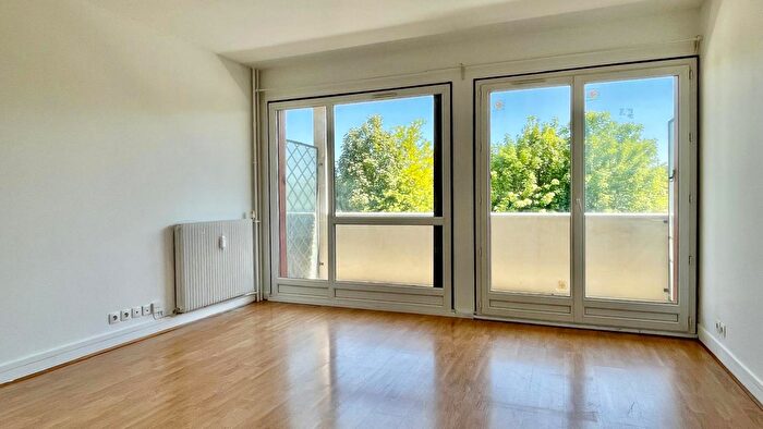 Carrières-sur-Seine, Centre historique - Appartement 1 pièce à louer