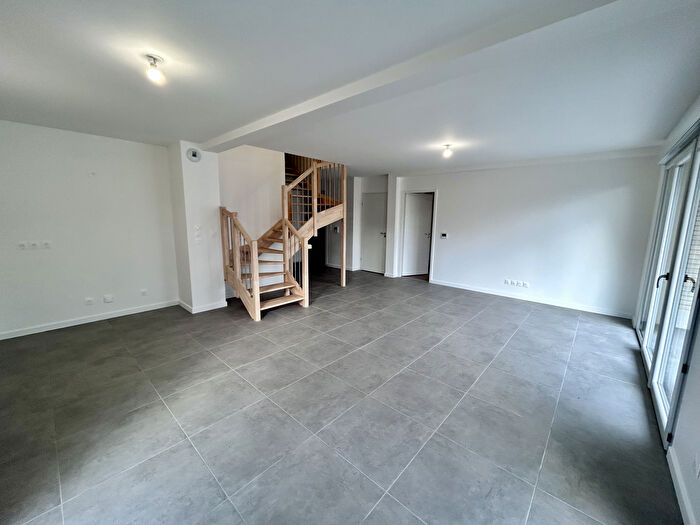 Appartement à vendre - Saint-Marcellin - 6 pièces - 5 chambres