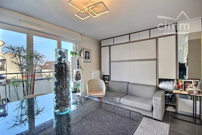 Appartement à vendre - Noisy-le-Grand, Sud - 1 pièce