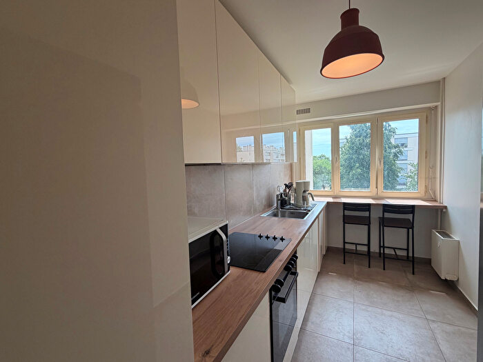 Appartement 3 pièces à Chennevières-sur-Marne, Le Moulin, à louer