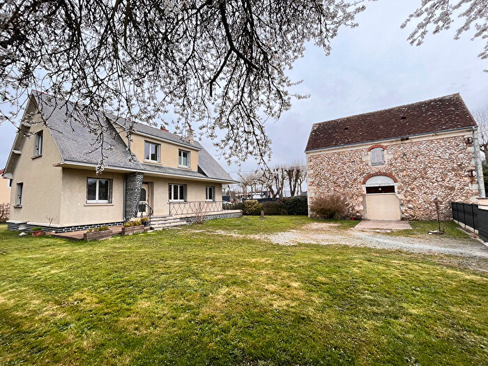 Maison à vendre - Nogent-le-Rotrou - 7 pièces - 4 chambres