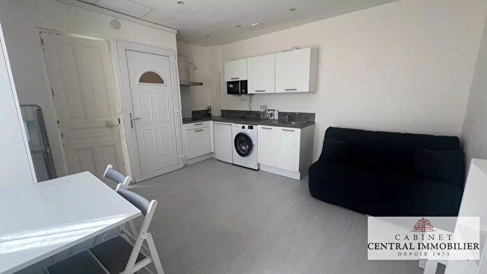 Est, Romilly-sur-Seine : Appartement 1 pièce à louer