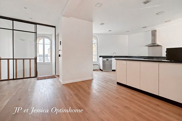 Appartement à vendre - Senlis, Centre-ville - 5 pièces - 3 chambres