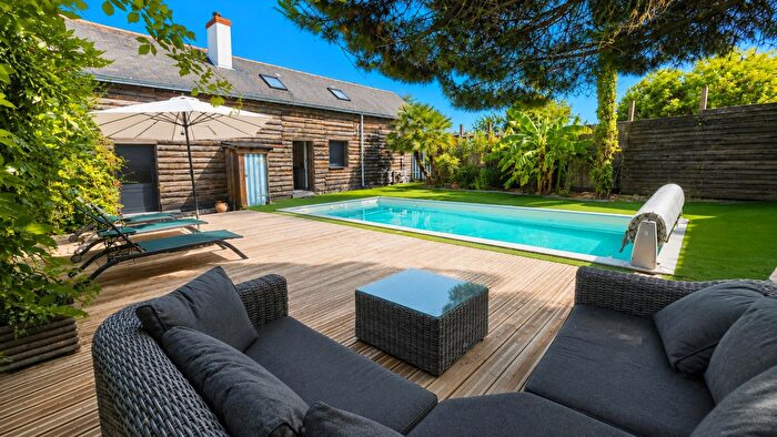 Bocé : Maison 10 pièces à vendre