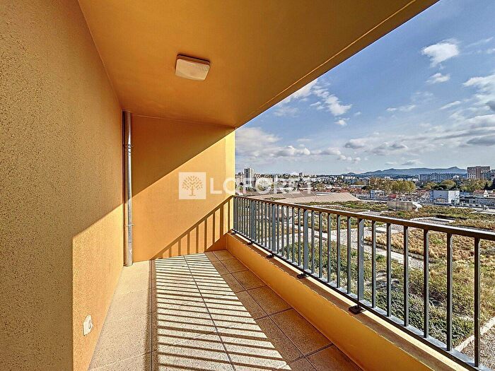 Appartement à louer - Pont de Vivaux, Marseille ème arrondissement - 2 pièces - 1 chambre