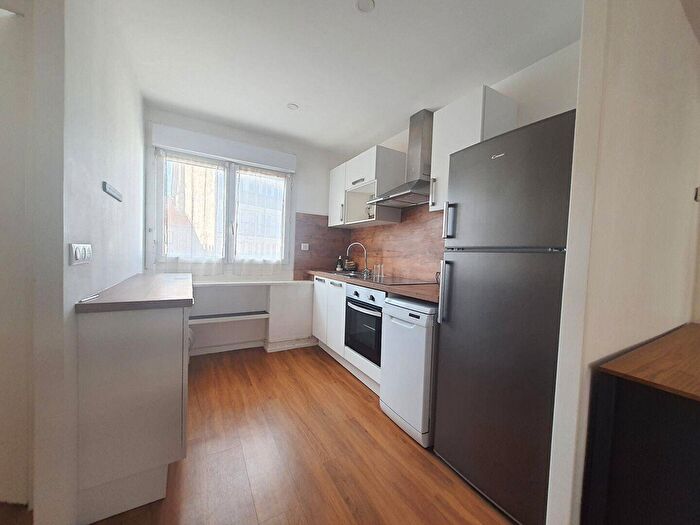 Maison à louer - Angers - 4 pièces - 3 chambres