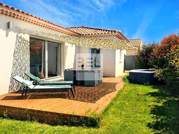 Maison 4 pièces à Laudun-l'Ardoise, à louer
