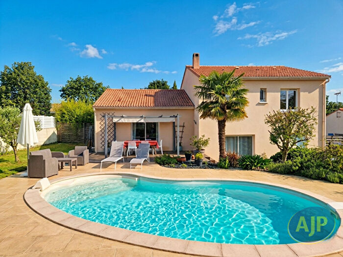Maison 7 pièces à Montaigu, à vendre