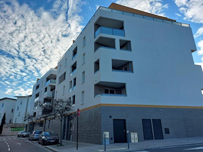 Appartement à louer - Nîmes, Croix de Fer, Mont Duplan - 2 pièces - 1 chambre