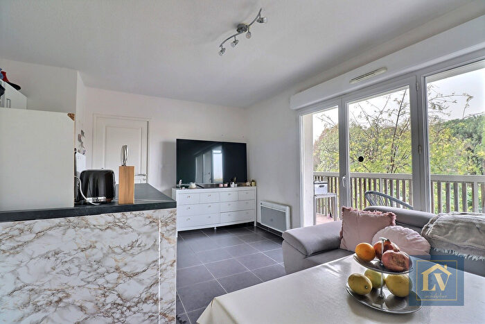 Appartement à vendre - Saint-Cyprien, Village, Zone dActivité - 3 pièces - 2 chambres