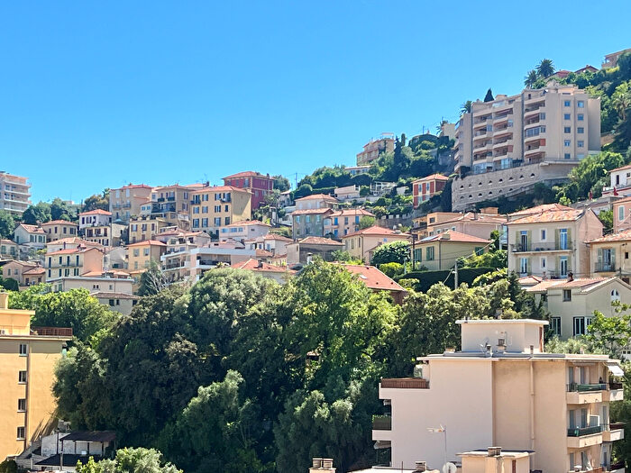 Appartement 2 pièces à Nice, Saint-Sylvestre, à vendre