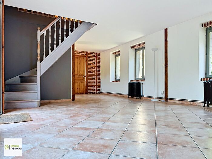 Maison 5 pièces à Mont-Saint-Éloi, à vendre