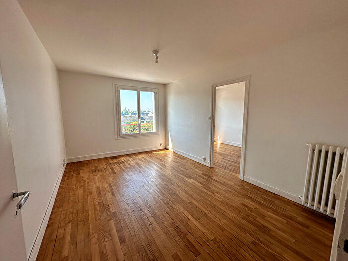 Appartement à louer - Quartiers Centre, Thabor, Oberthür - 3 pièces - 2 chambres