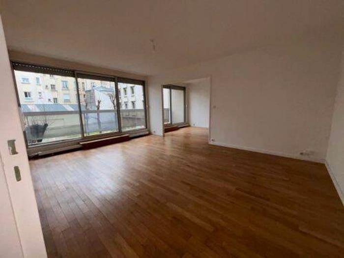 Appartement 4 pièces à Grandes Carrières-Clichy, Paris 18ème arrondissement, à louer