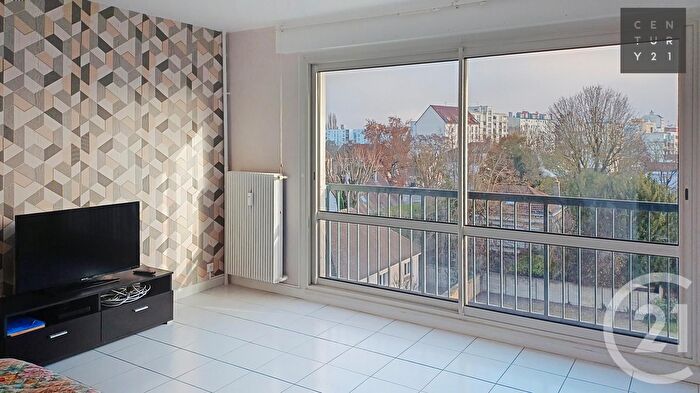 Appartement à vendre - Troyes, Saint-Martin - 3 pièces - 2 chambres