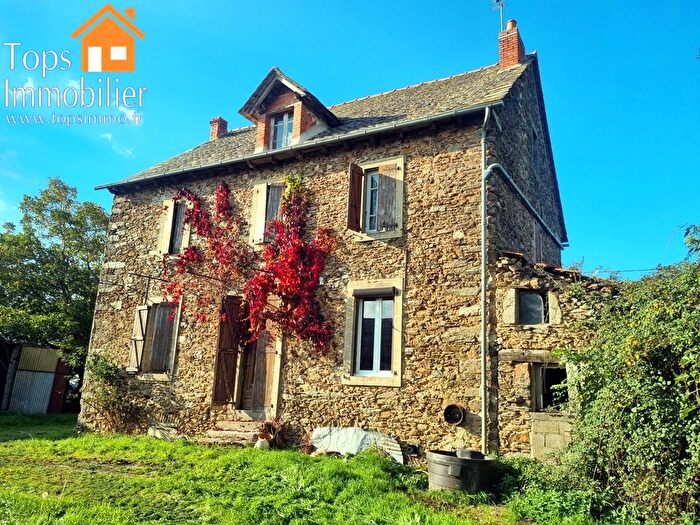 Maison à vendre - Rieupeyroux - 7 pièces - 5 chambres
