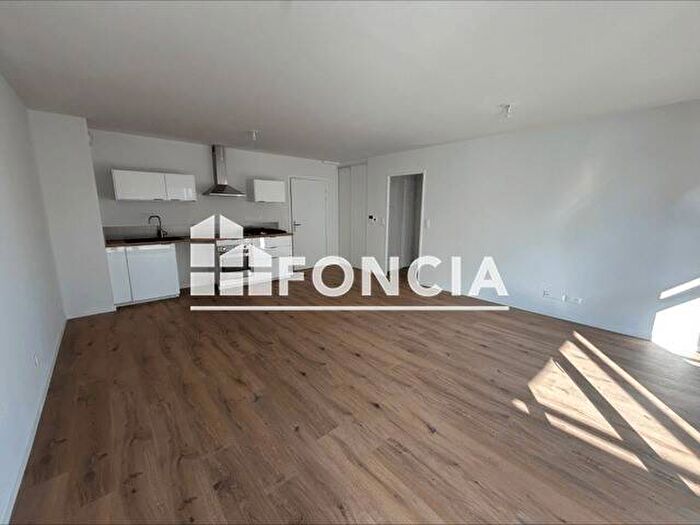 Appartement à louer - Erquinghem-Lys - 3 pièces - 2 chambres