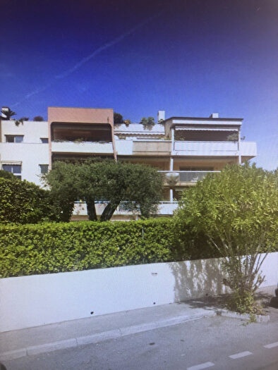 Appartement à vendre - Antibes, Antibes-les-Pins, Trianon, Le Fournel, Peyregoue - 4 pièces - 2 chambres