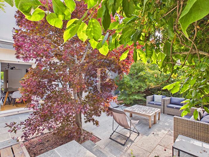 Sceaux, Blagis - Maison 8 pièces à vendre