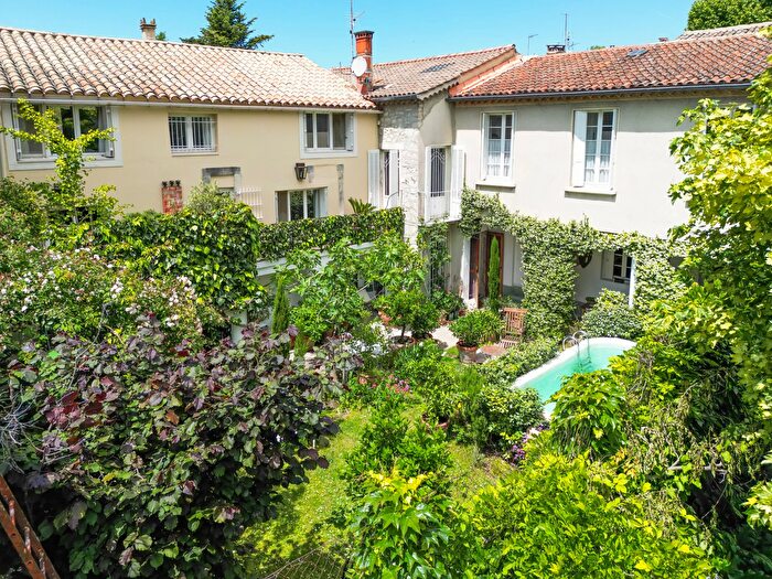 Maison à vendre - Vaison-la-Romaine - 18 pièces - 5 chambres