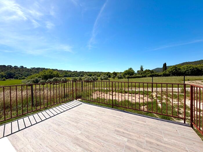 Maison 4 pièces à Sardan, à vendre