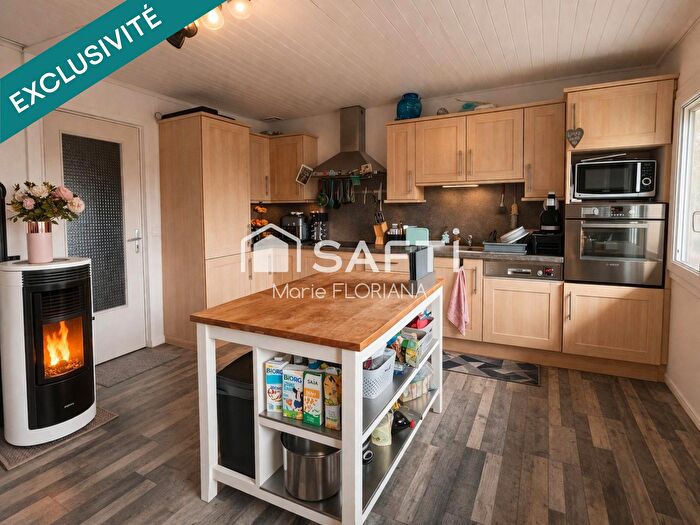 Oyonnax, Belmont - Appartement 4 pièces à vendre
