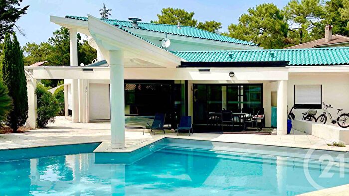 Maison à vendre - La Tranche-sur-Mer - 11 pièces - 4 chambres