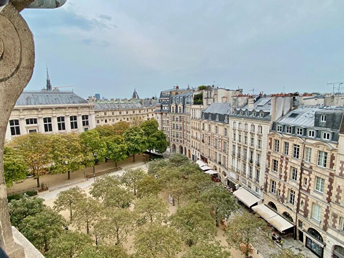 Appartement à louer - Paris er , Saint-Germain, LAuxerrois - 4 pièces - 2 chambres