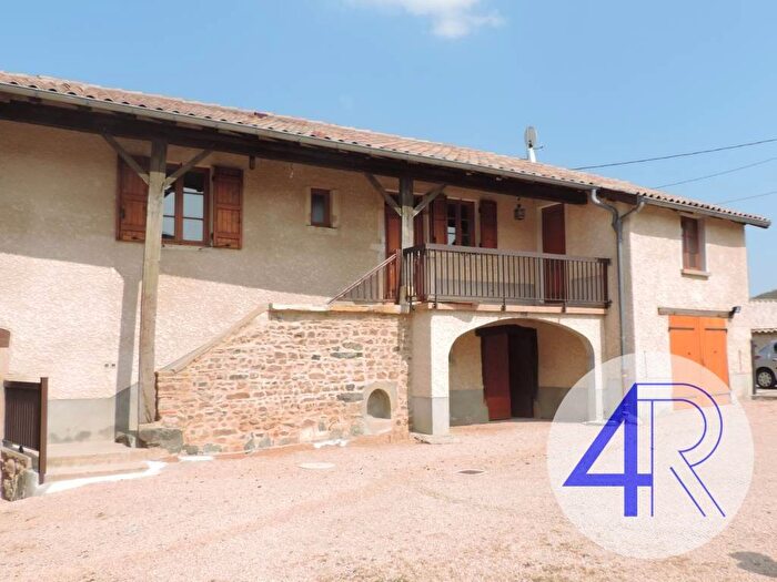 Maison à louer - Quincié-en-Beaujolais - 5 pièces - 4 chambres