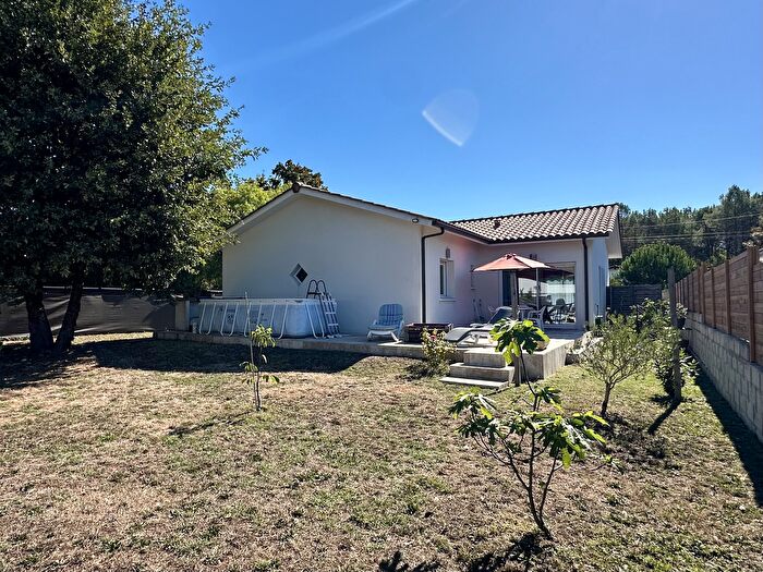 Salles - Maison 5 pièces à vendre